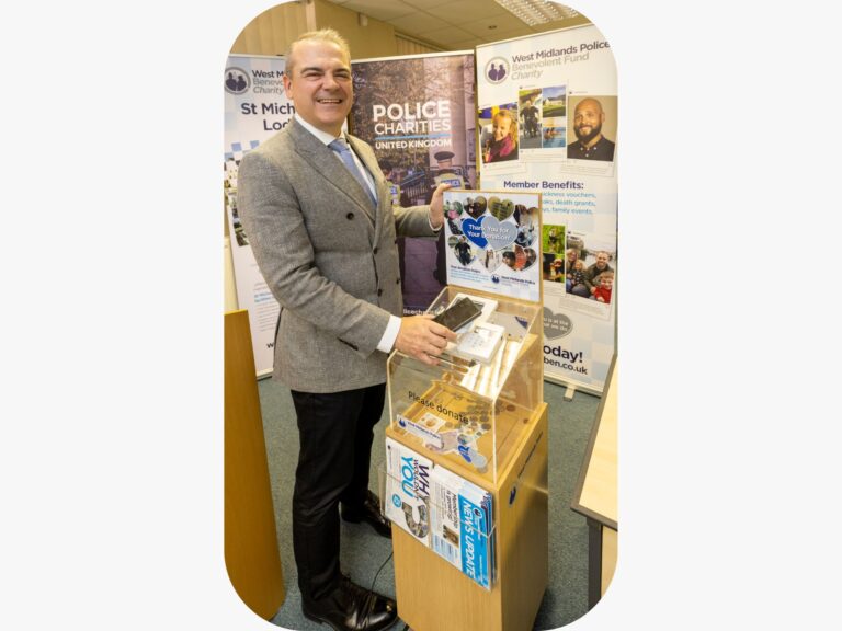 Stand Options | Card Donation Terminals | Dona